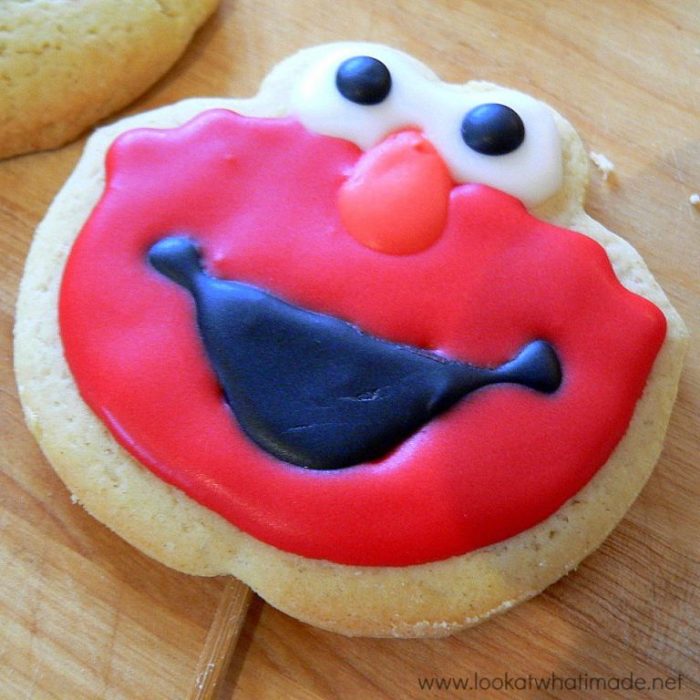 How to Make Elmo Cookies ⋆ Look At What I Made