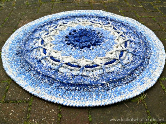 Another Blooming Mandala Rug... ⋆ Look At What I Made